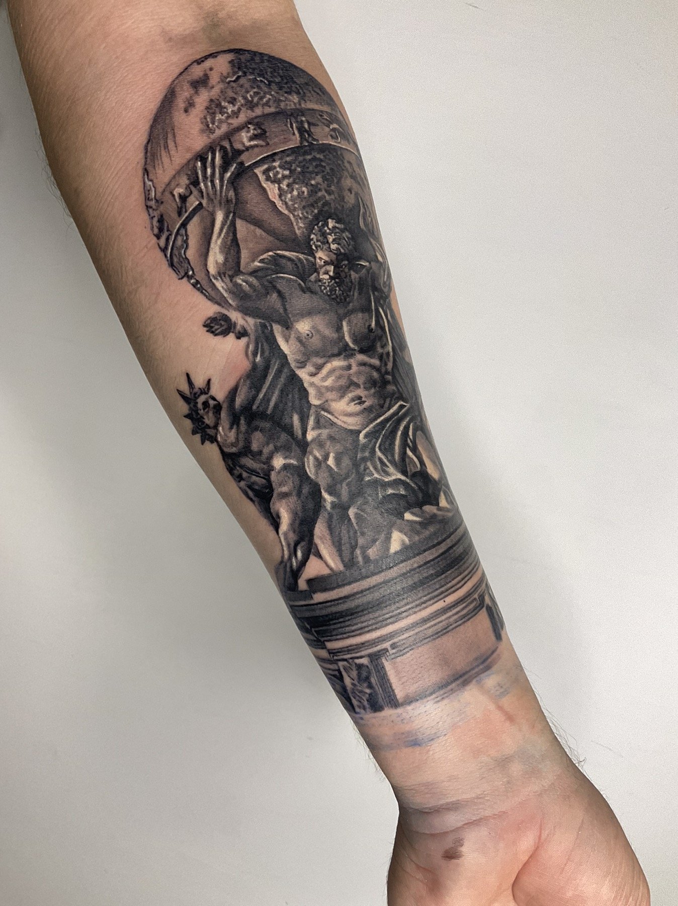 Tattoo Master Oleg Rudenko - VeAn Tattoo