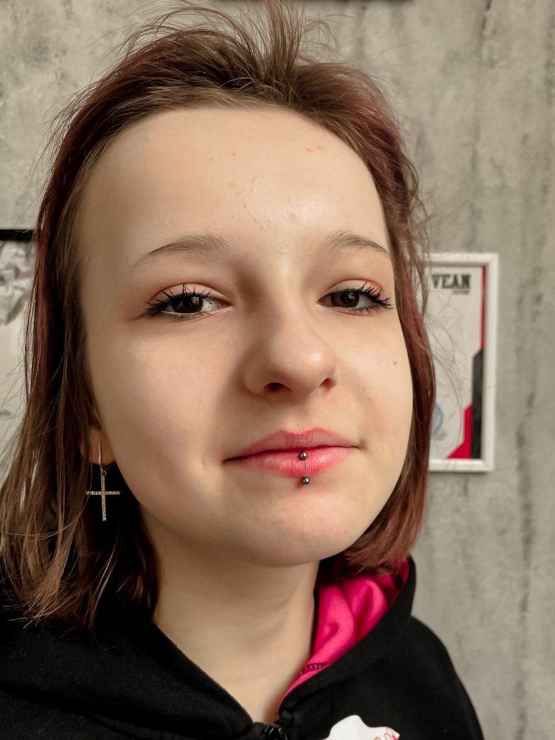 Piercing Artist Anna Birchenko - VeAn Tattoo