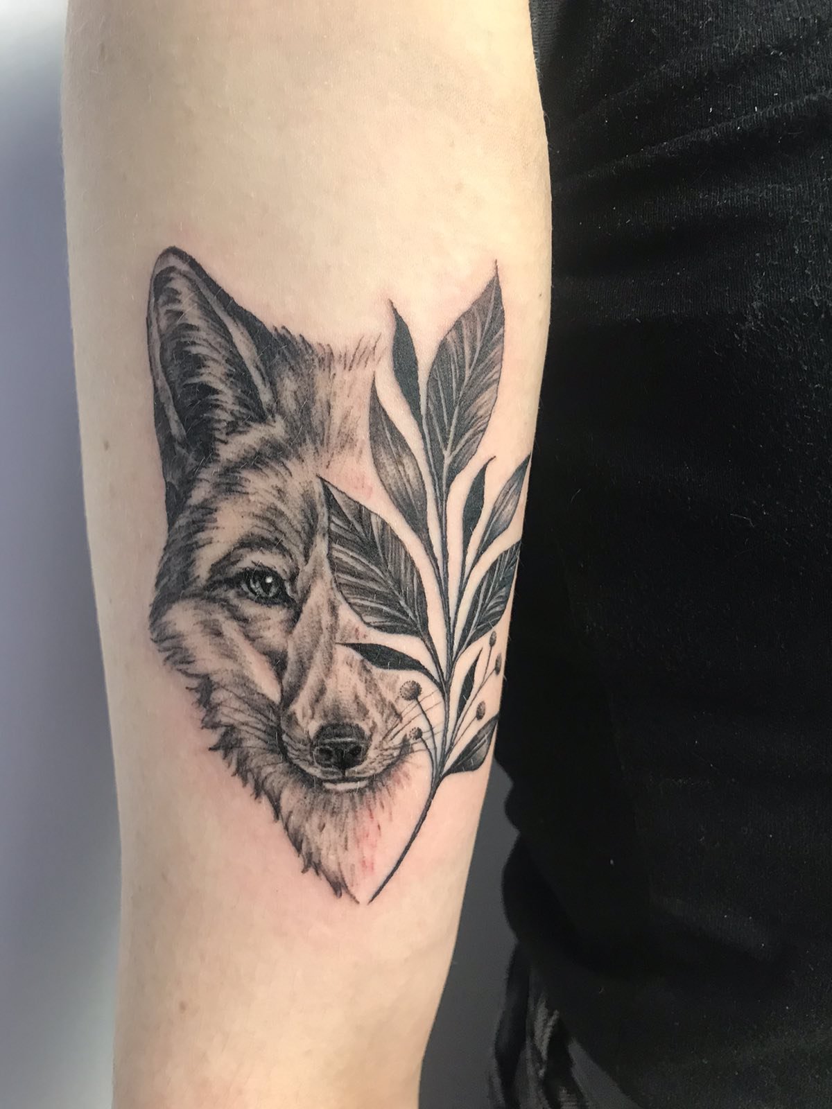 Майстер тату Інна Наумова - VeAn Tattoo