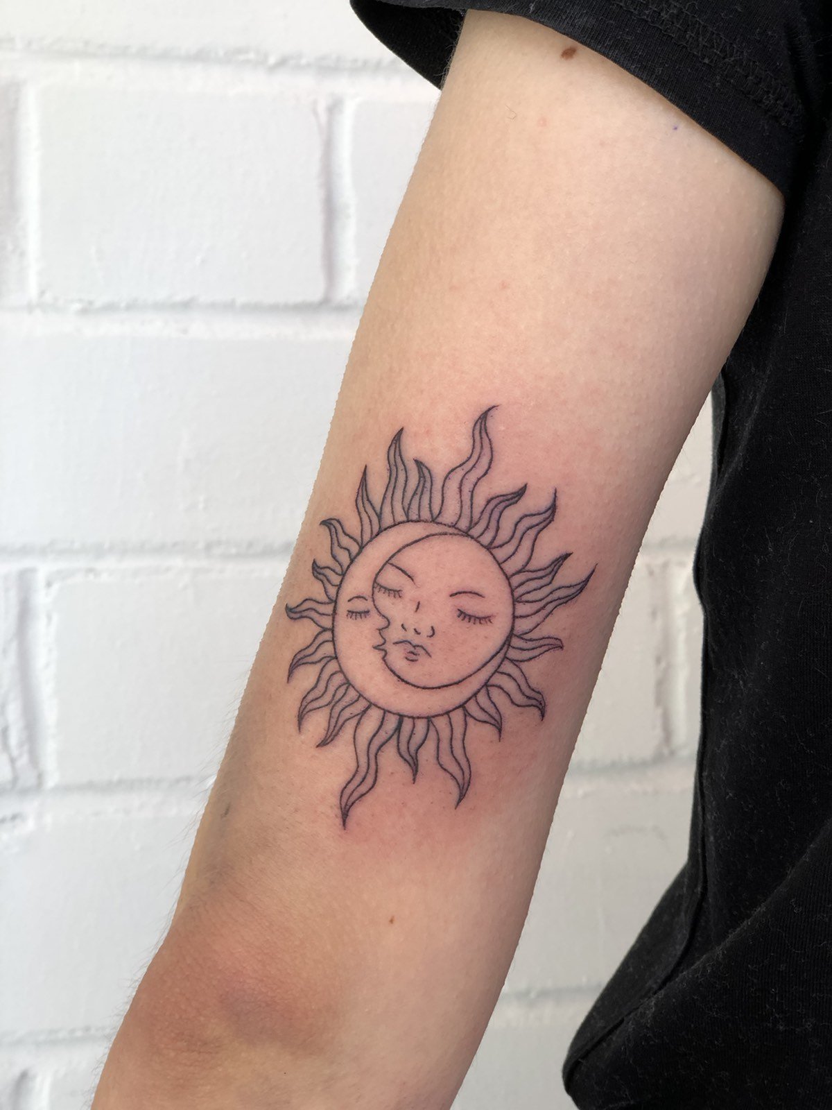 Tattoo Master Anna Kaplieva - VeAn Tattoo